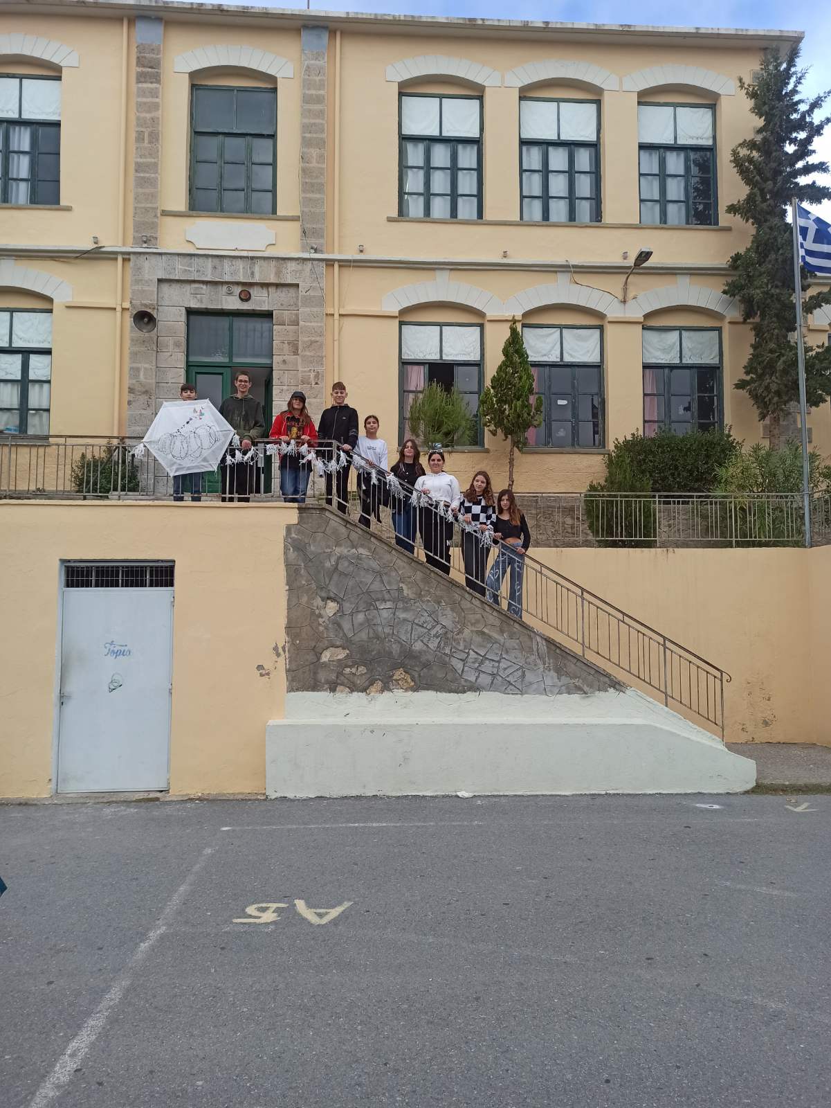 Ο Χαρταετός της Ειρήνης! - 1ο ΓΥΜΝΑΣΙΟ ΑΓΙΟΥ ΝΙΚΟΛΑΟΥ